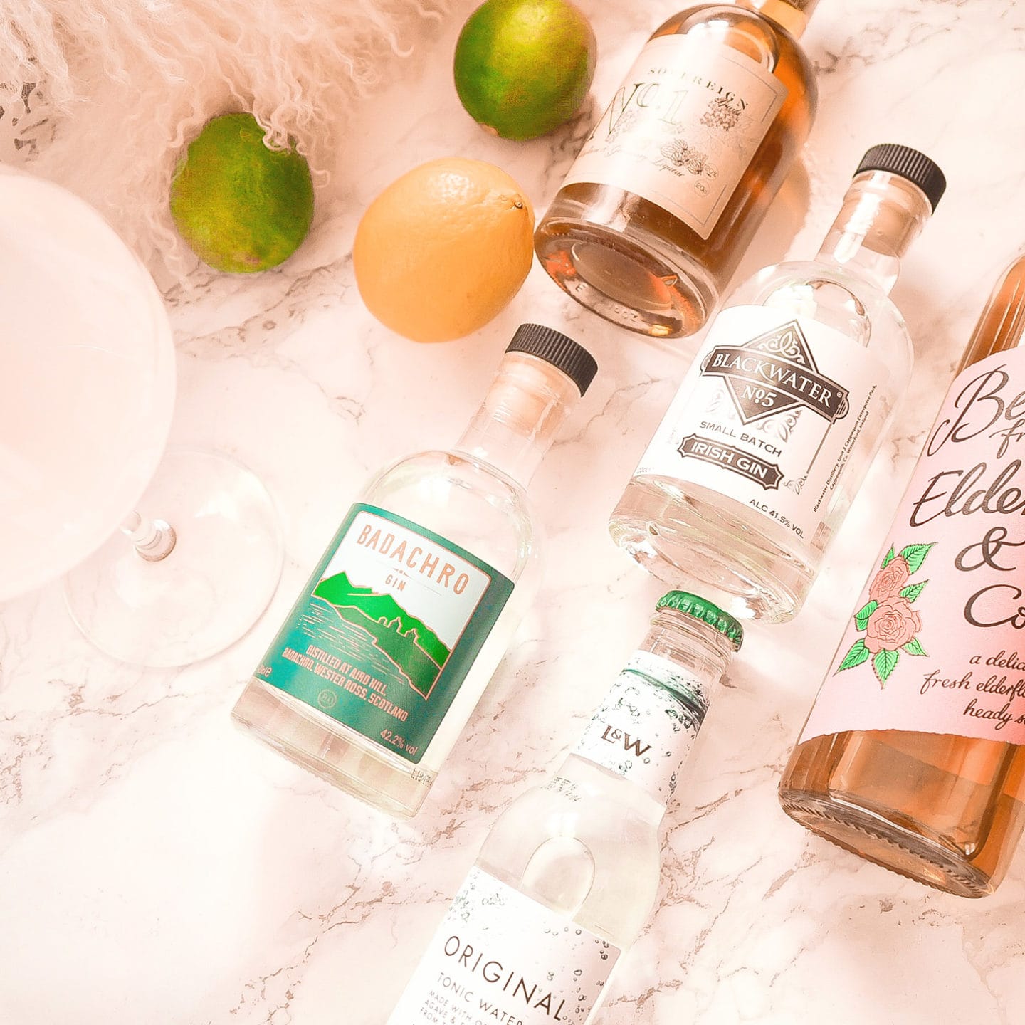 Gin & Elderflower Sherbet Cocktail Recipe | The Girl In The Tartan Scarf